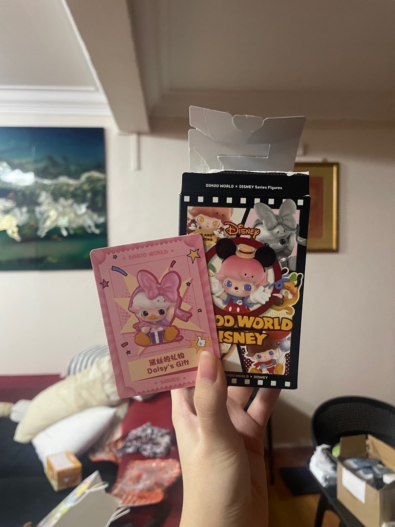WTS POPMART DIMOO WORLD DISNEY DAISY’S GIFT, Hobbies & Toys, Toys ...