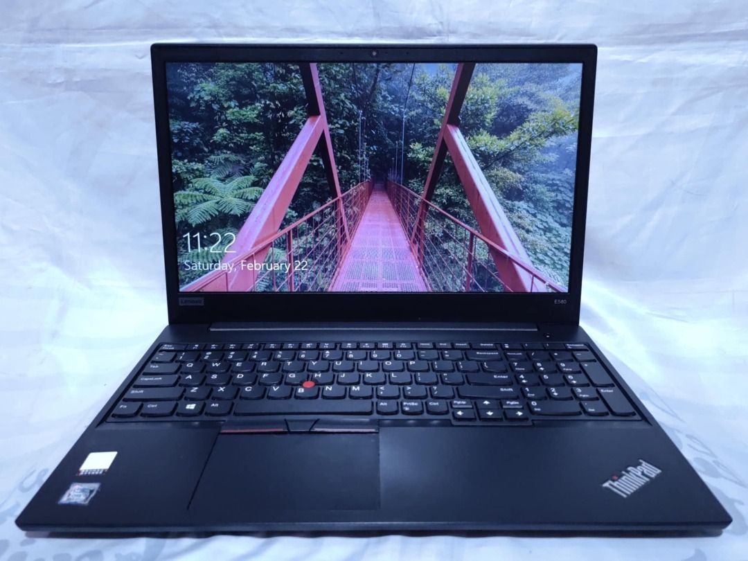 96% SMOOTH laptop with few scratches and crack sa body Lenovo Thinkpad ...