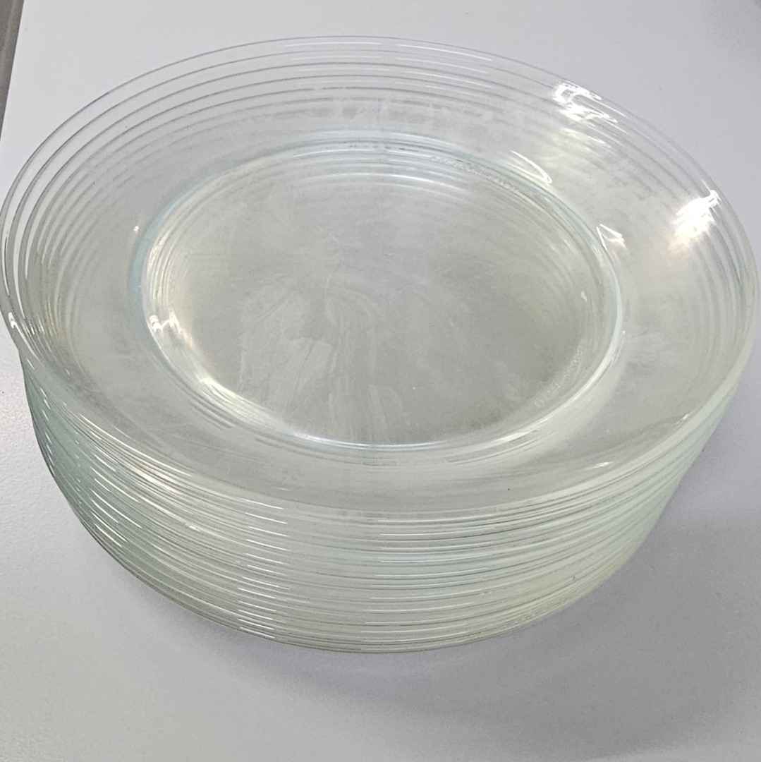 Arcoroc France Glass Plates, Furniture & Home Living, Kitchenware ...