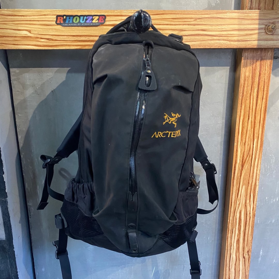 Arcteryx, Men's Fashion, Bags, Backpacks on Carousell