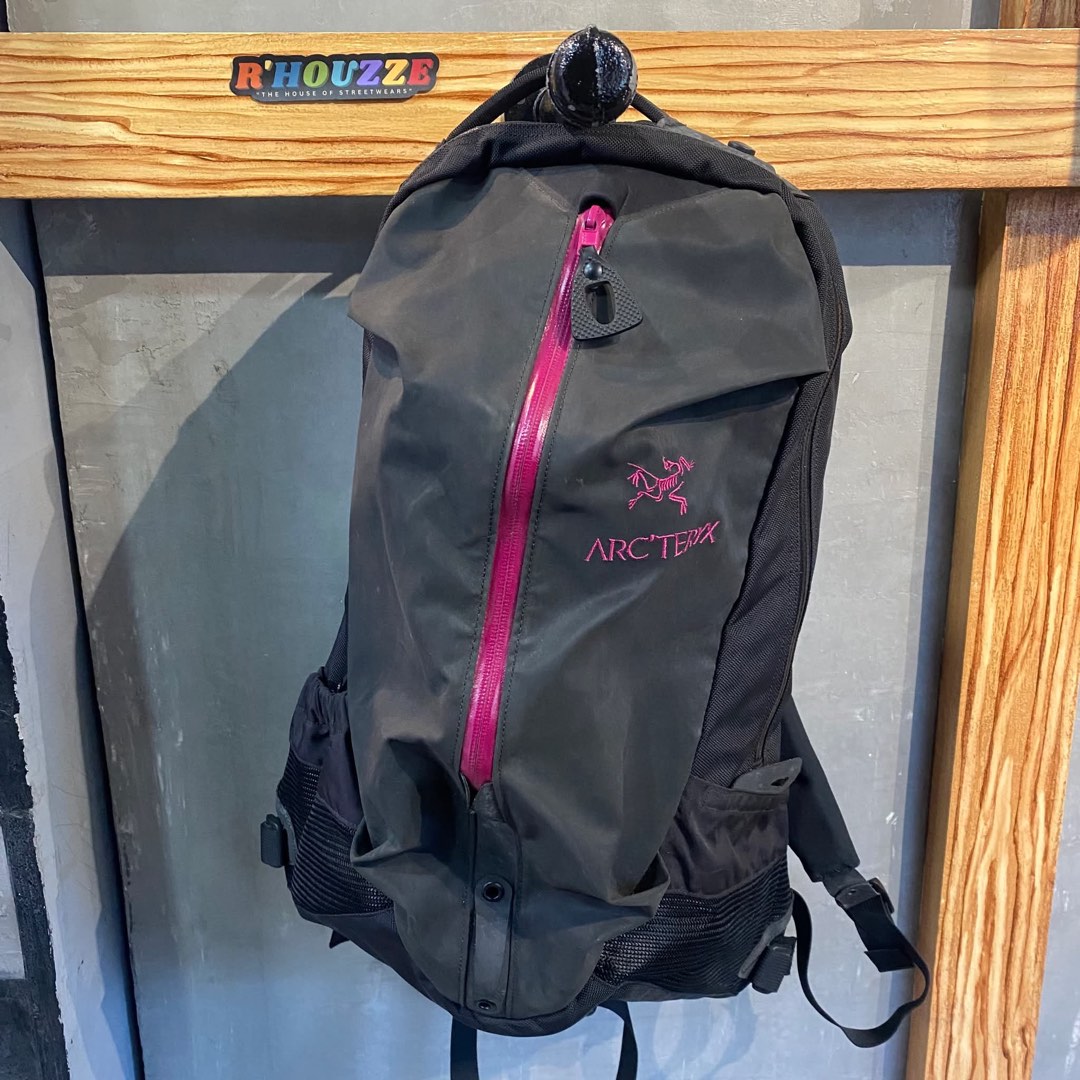 Arcteryx, Men's Fashion, Bags, Backpacks on Carousell