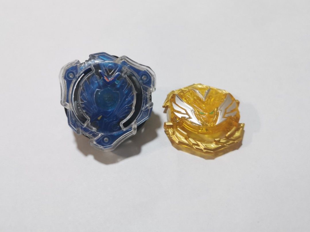 Beyblade Burst Valkriye and DB core valkriye Takara Tomy, Hobbies ...