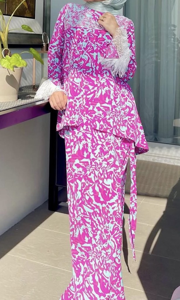 Dewi diary kurung, Women's Fashion, Muslimah Fashion, Baju Kurung ...
