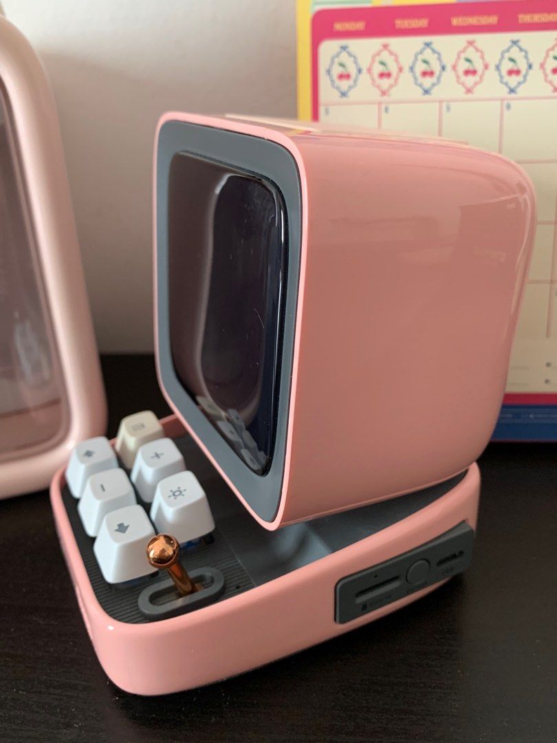 Divoom Ditoo Plus Speaker, Audio, Soundbars, Speakers & Amplifiers on ...