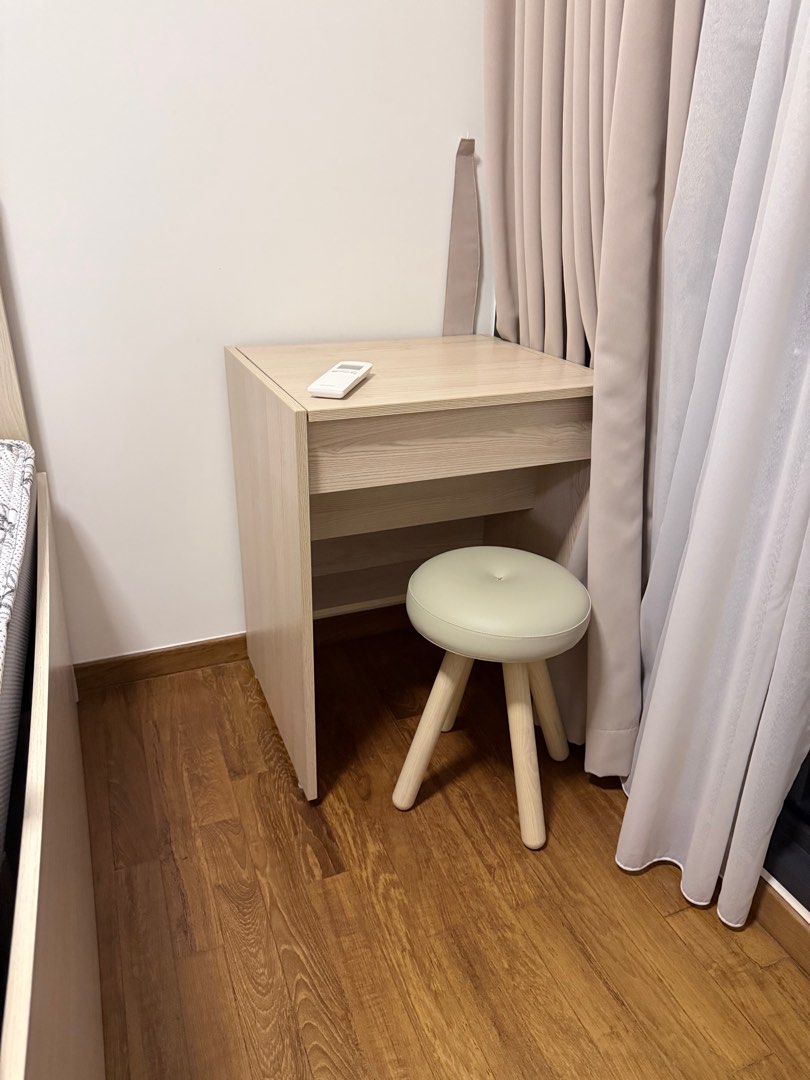 Korean iLoom Vanity Dressing Table Set, Furniture & Home Living ...