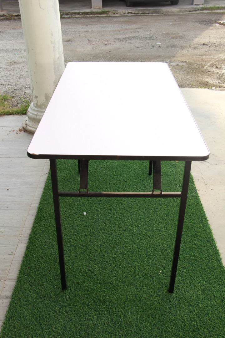 Folding Tables - Meja Lipat - Meja Banquet / Tuisyen 4' x 2', Furniture ...