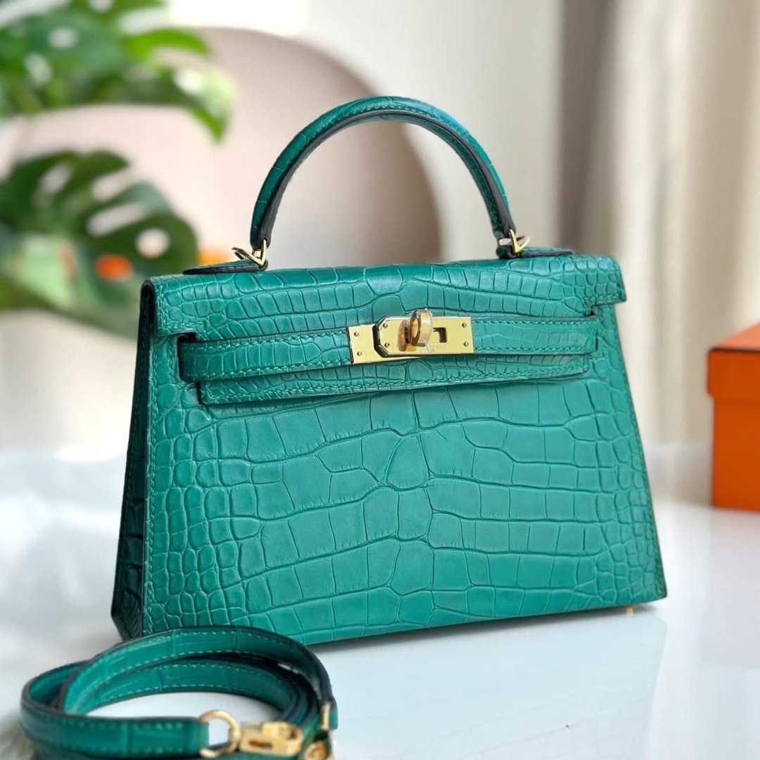 Hermes Kelly 20 Croc Malachite, Luxury, Bags & Wallets on Carousell