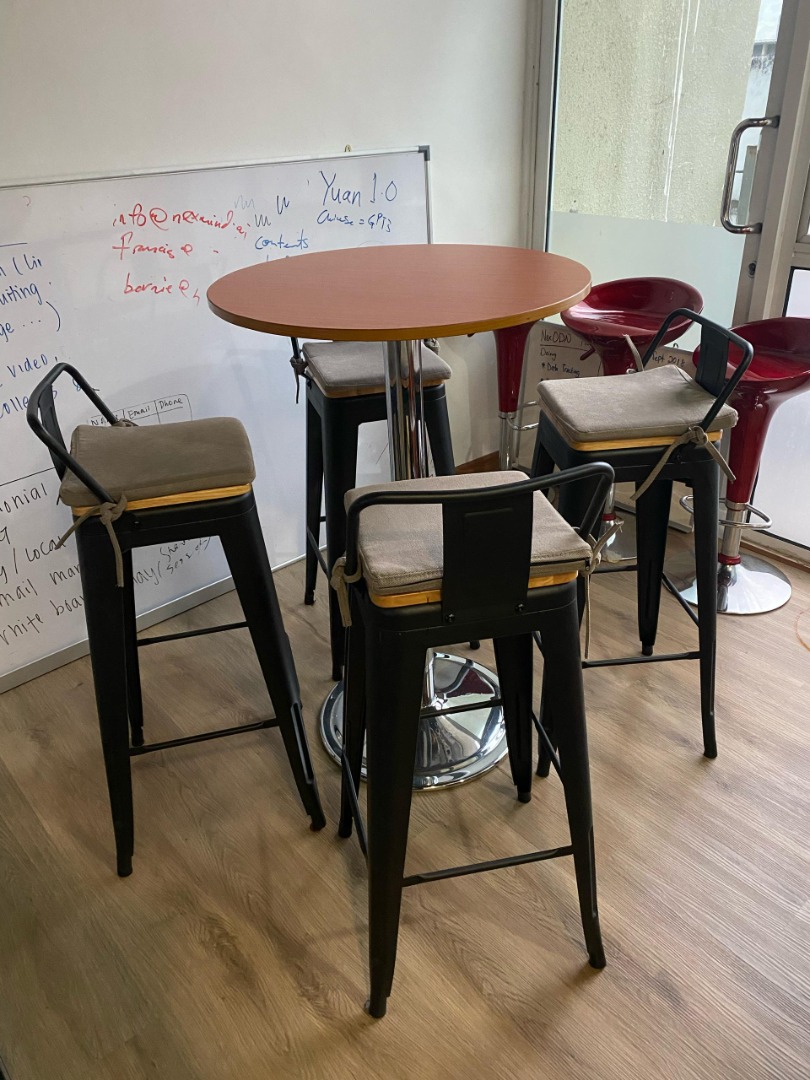 High Chair with Round Discussion Table (Wood), Furniture & Home Living ...