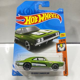 Hot Wheels 67 Dodge Charger