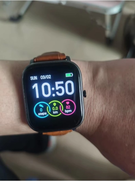 Jam tangan gelang sukan pintar, Mobile Phones & Gadgets, Wearables ...