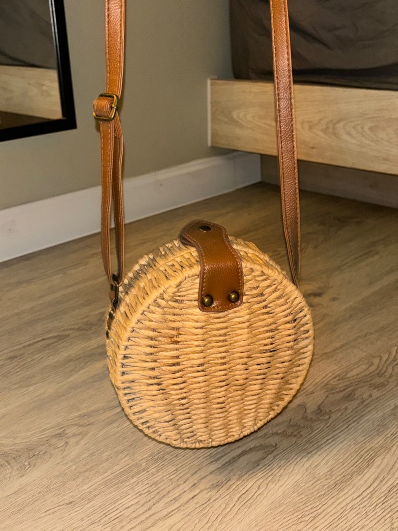 kaison rattan cross body bag, Women's Fashion, Bags & Wallets, Cross ...