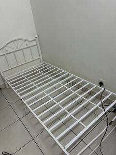 Frame Katil Besi Queen Single White Katil Iron Bed Bedframe Kukuh Katil ...