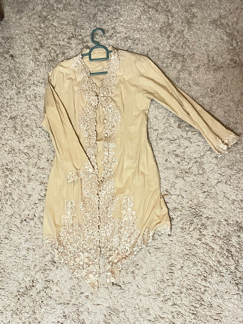 Kebaya LABUH TOP, Women's Fashion, Muslimah Fashion, Baju Kurung & sets ...