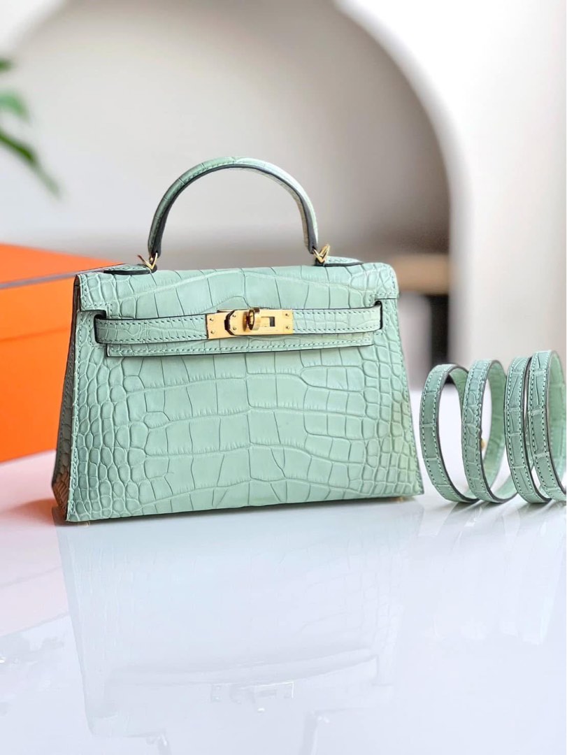 Kelly 20 Croc Vert D' eau Matte, Luxury, Bags & Wallets on Carousell