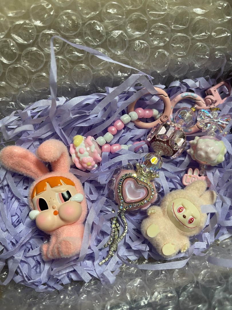 Keychain Cry Baby and Labubu, Hobbies & Toys, Toys & Games on Carousell