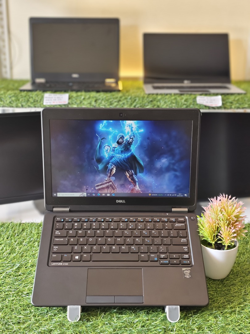 Laptop Dell Latitude E7250, Intel core i5 Gen 5, Ram 8 gb ssd 256 gb ...