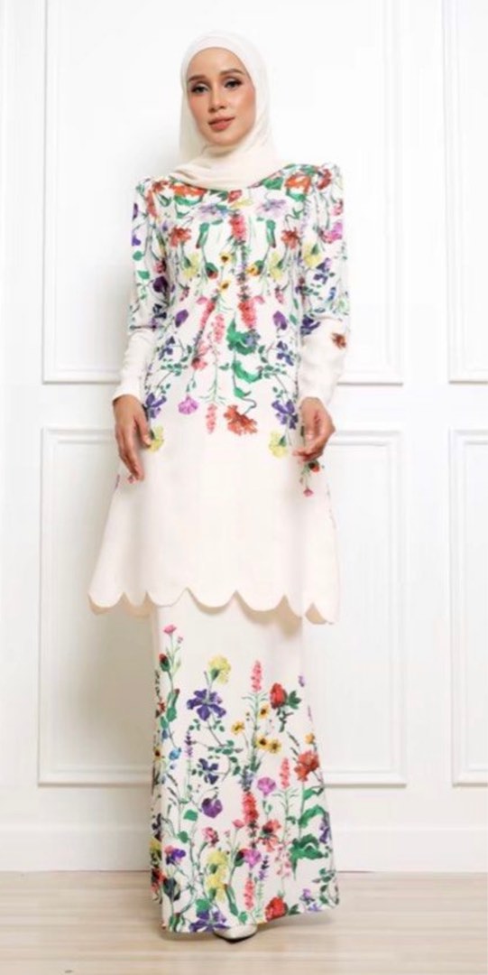 Mawar Cotton Klopak Scallop Kurung, Women's Fashion, Muslimah Fashion ...
