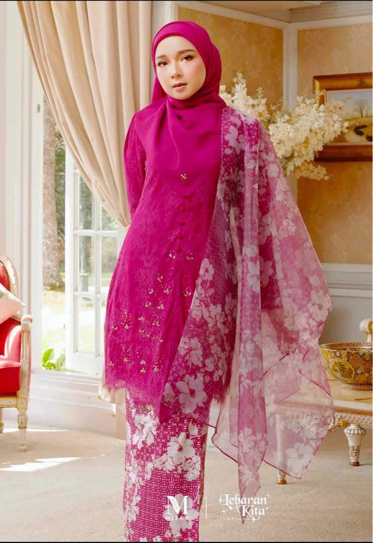 Minaz Kebaya Laila, Women's Fashion, Muslimah Fashion, Baju Kurung ...