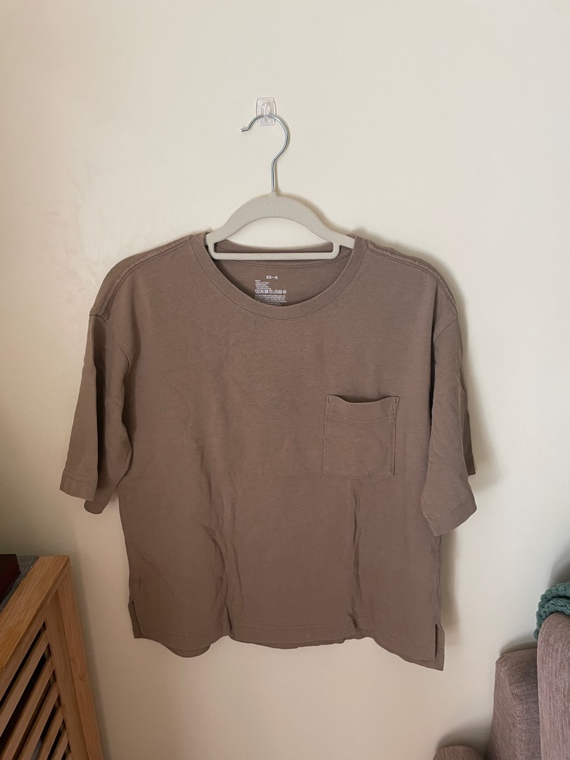 Muji Basic Top, Women's Fashion, Tops, Shirts on Carousell