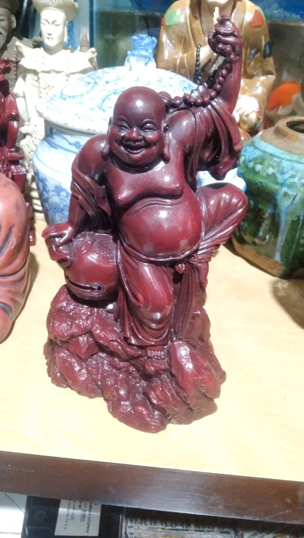 Patung Budha Julai Merah Fiber Kuno Jadul Antik, Antik, Pajangan di Carousell