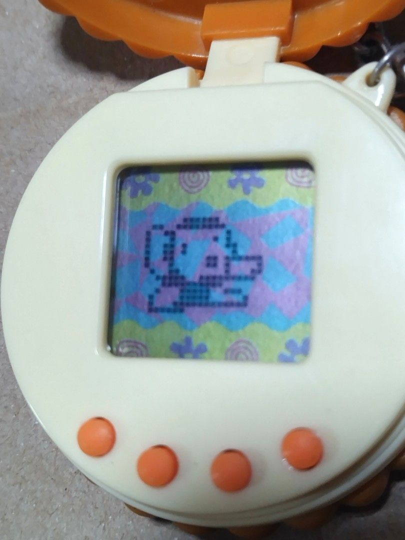 Pocket Biscuits Virtual Pet - White Cream Ver. (Not Digimon Digivice or ...