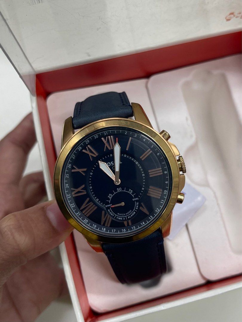 (Preloved Japan) Original Fossil Hybrid Watch, Women's Fashion, Watches ...
