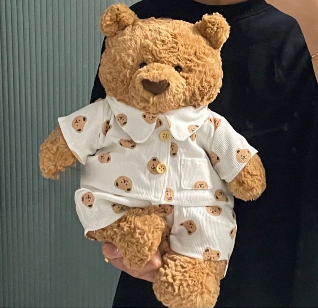 preorder: jellycat bartholomew bear bear pajamas OUTFIT ONLY, Hobbies ...