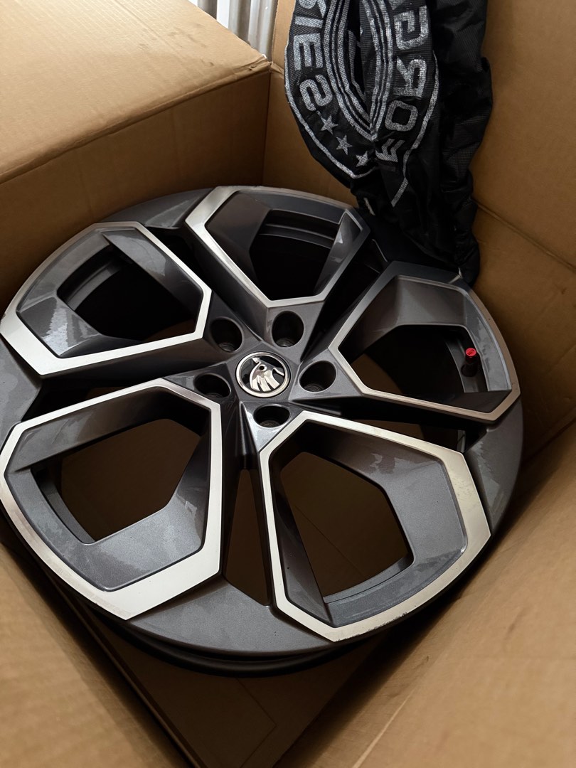 Skoda Octavia RS stock rims, Car Accessories, Tyres & Rims on Carousell