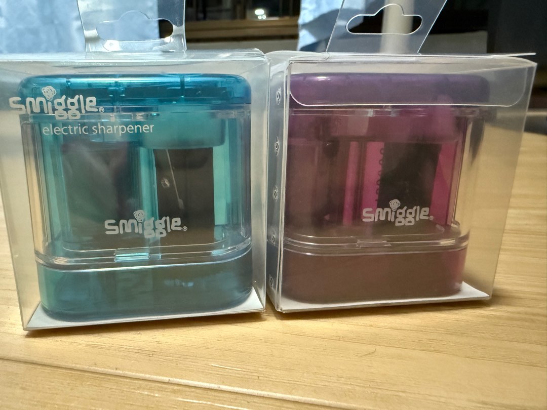 Smiggle electric sharpener, Everything Else on Carousell