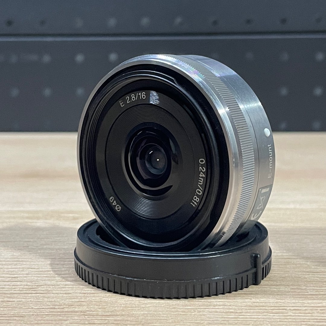 Sony E 16mm F2.8 lens SEL16F28, Photography, Lens & Kits on Carousell
