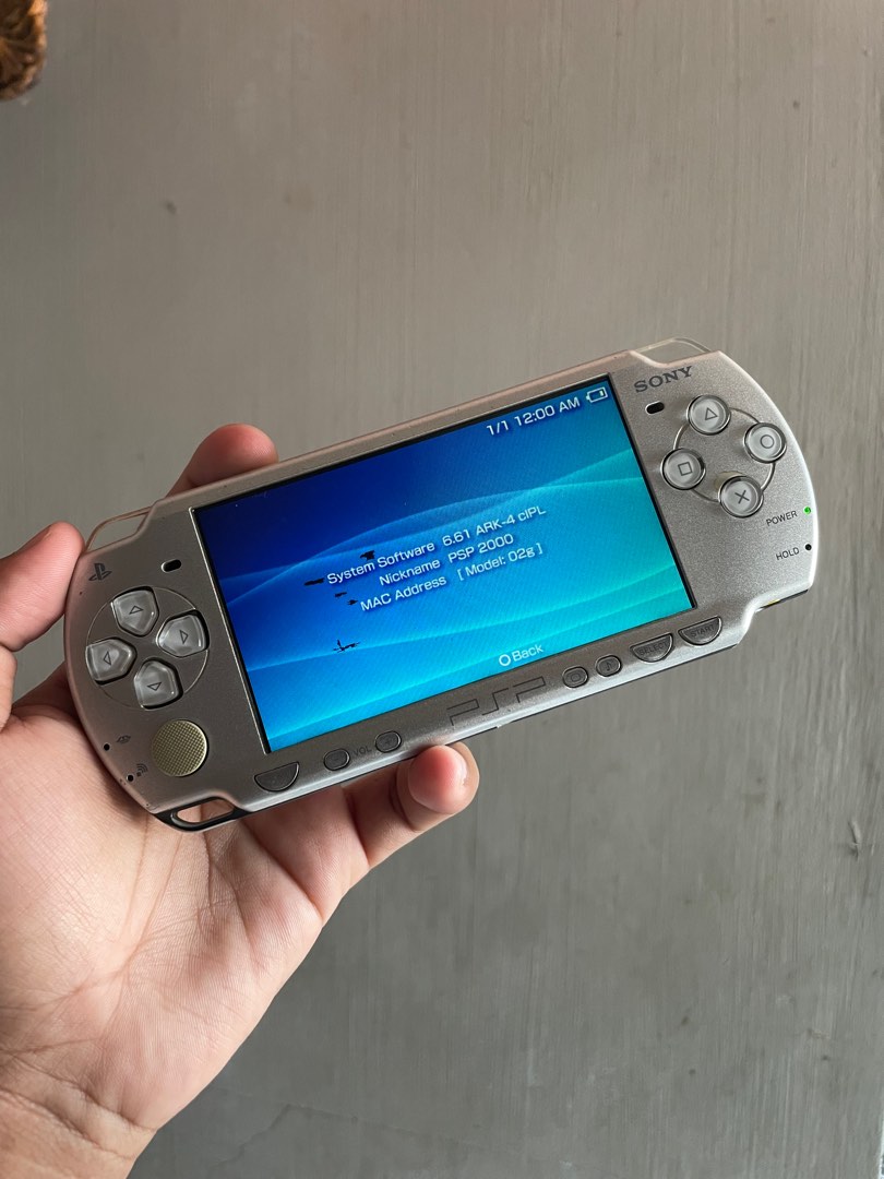 Sony PSP 2000 Ice Silver unit ⚪️ — w/ issue (Read Description), Video ...