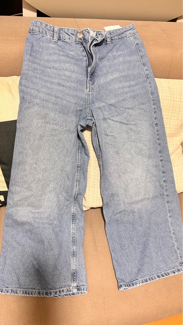 SQUARE PANTS, Women's Fashion, Bottoms, Jeans on Carousell