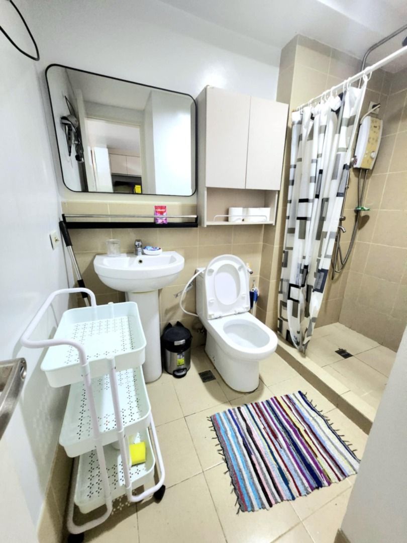 Studio BGC Condo for Sale in The Infinity Condominium within BGC ...