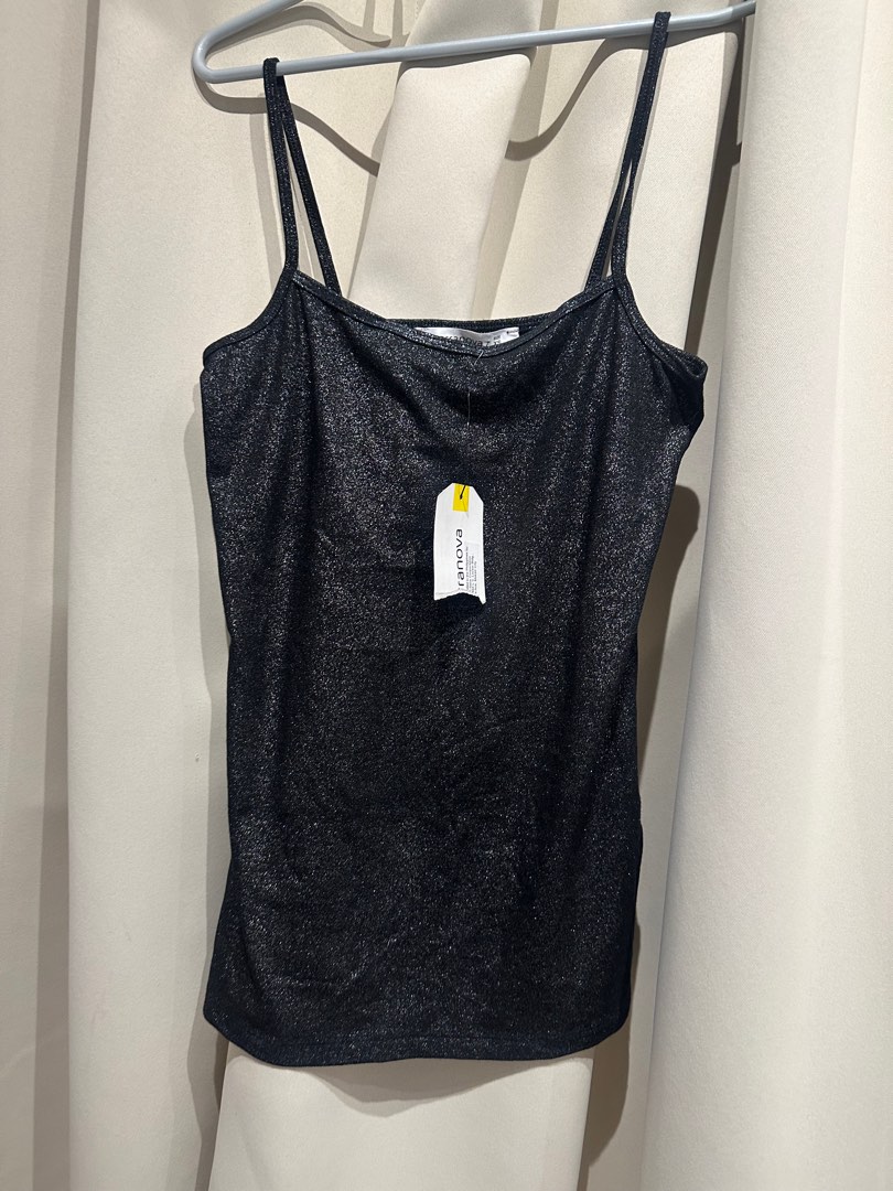 Take both terranova tops, Women's Fashion, Tops, Sleeveless on Carousell