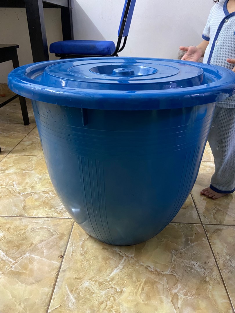 Tempayan / tong air / Besin besar / Big Container, Furniture & Home ...