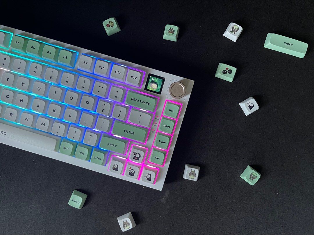 Thocky Totoro Wireless RGB Custom Gaming Mechanical Keyboard | 70% ...