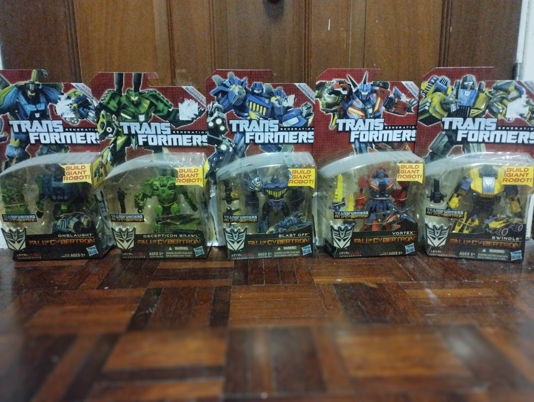 Transformer FOC Combaticon combiner set of 5, Hobbies & Toys, Toys ...