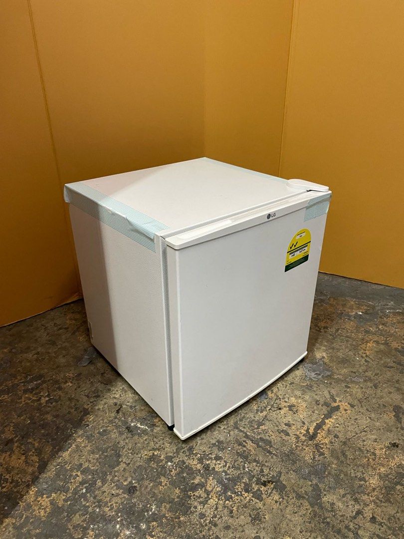 052503 (3) LG 1dr Mini Bar Fridge 43L 2 $69, TV & Home Appliances ...