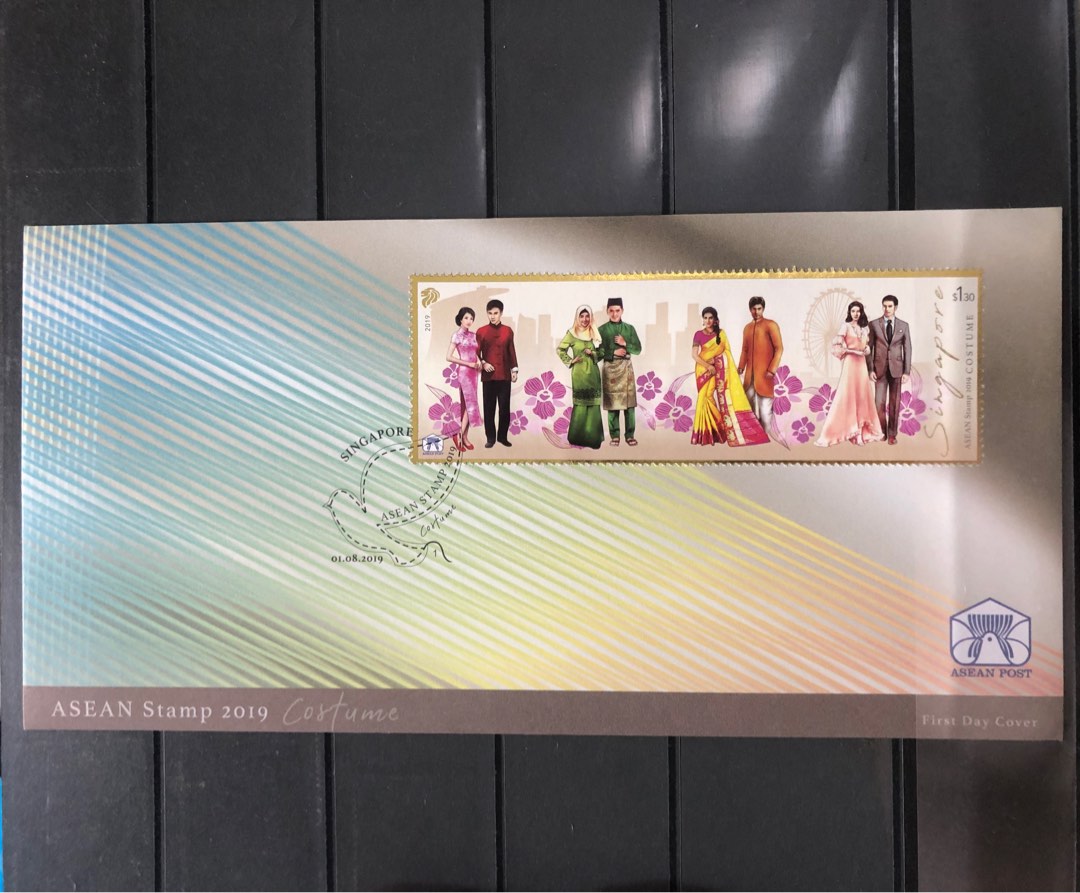 2019 Singapore ASEAN Stamp ethnic groups of Couple in traditional ...