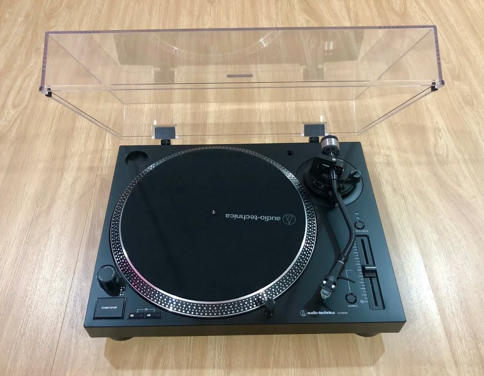 Audio-Technica AT-LP120-USB Direct-Drive Turntable/ record player USB ...