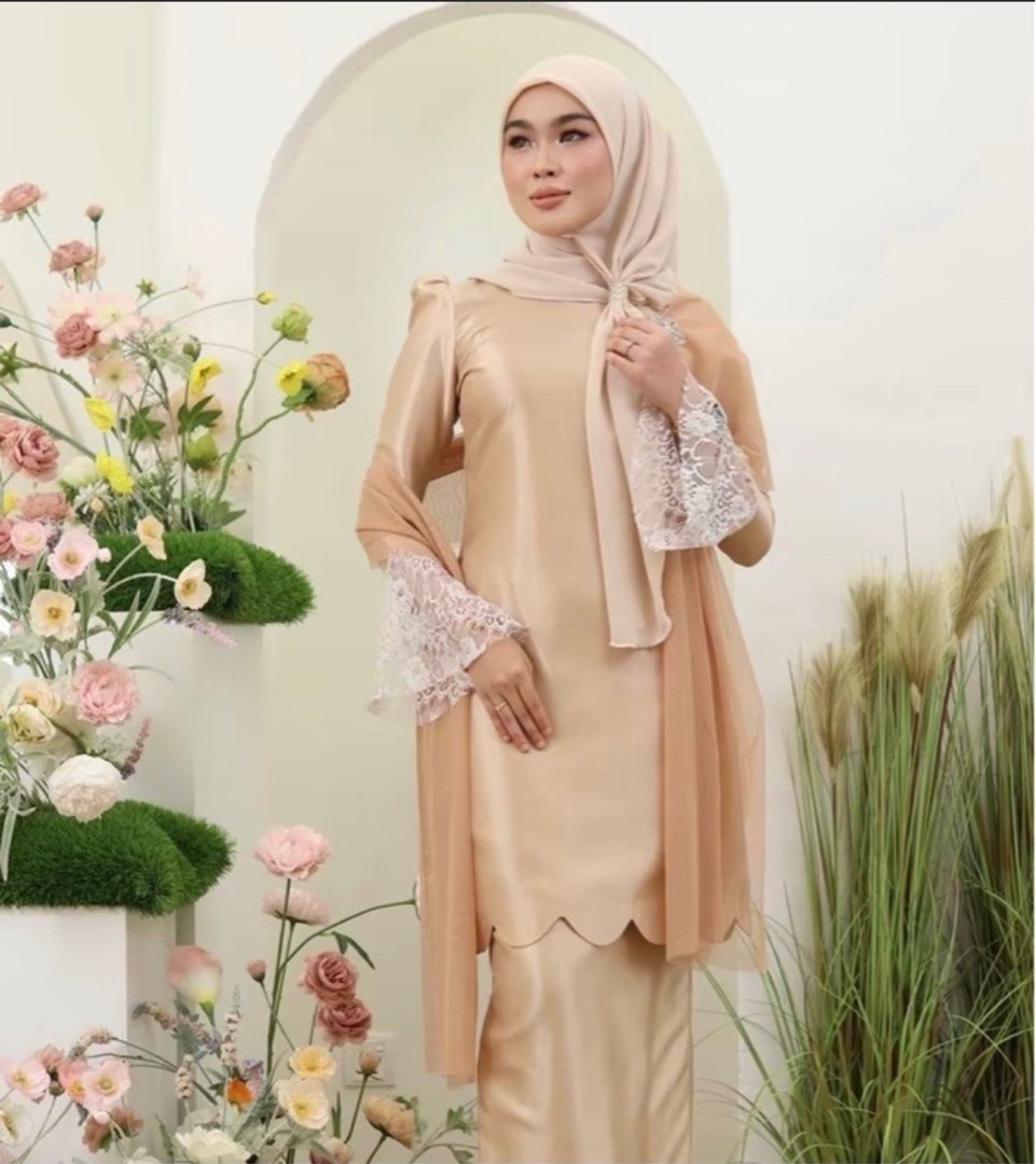 Baku Kurung Silk Lace in Nude, Women's Fashion, Muslimah Fashion, Baju Kurung & sets on Carousell