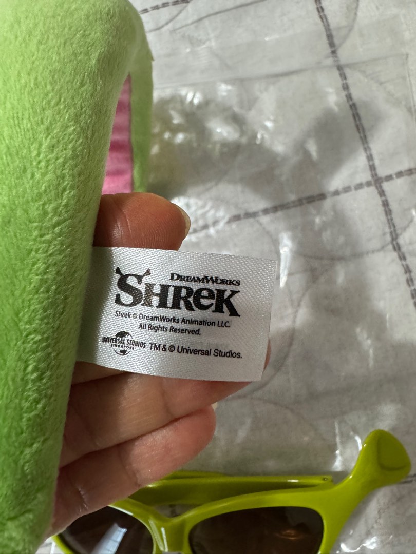 Bando+kacamata shrek universal studio original, Bayi & Anak, Mainan ...