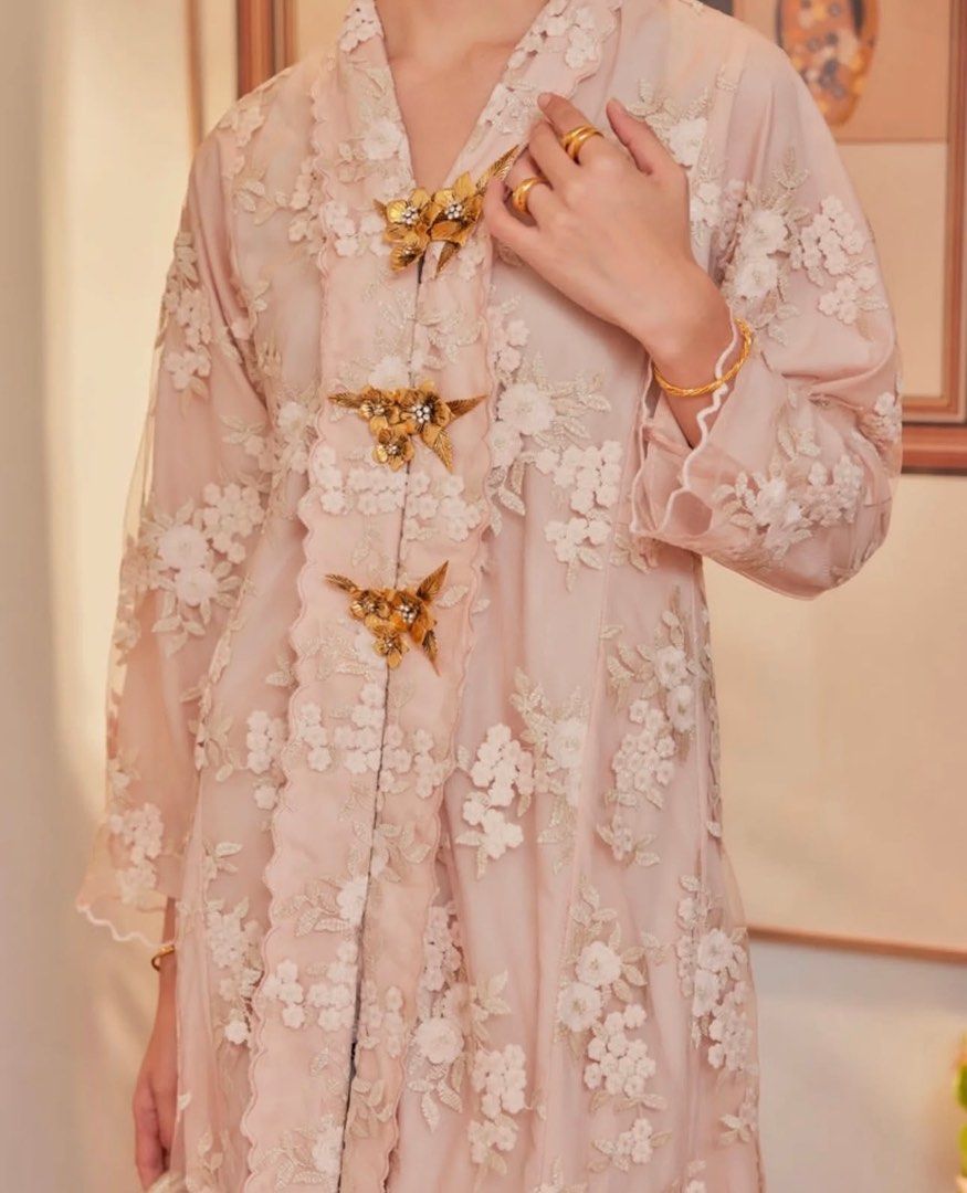 Caftanist Bidasari Kebaya Lace Set with Selendang (Full Lining), Women ...