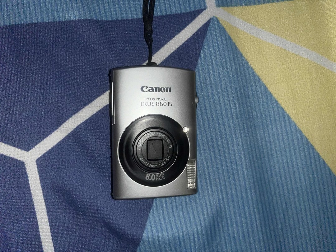Canon IXUS 860 IS, Photography, Cameras on Carousell