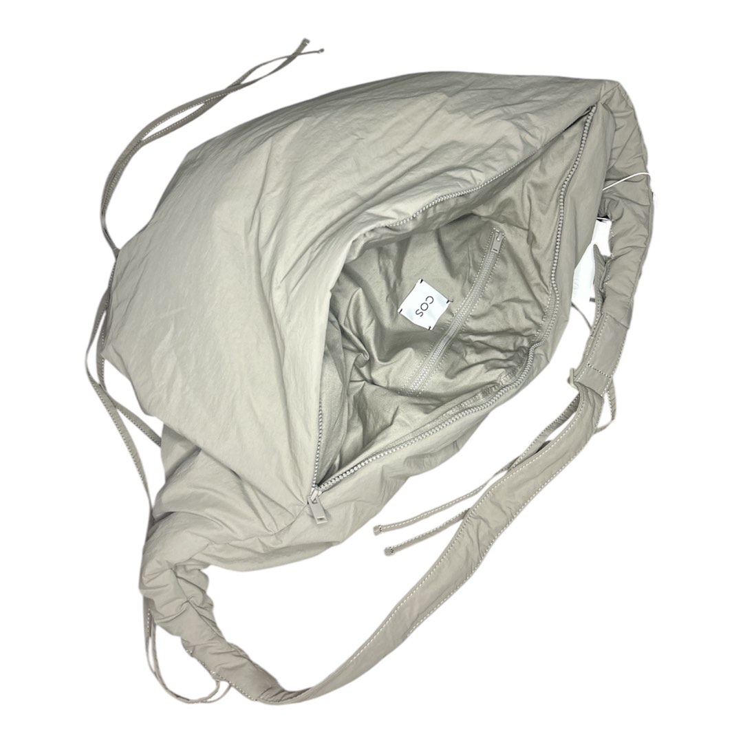 COS (Authentic) Canopy Oversized Crossbody Bag Nylon Stone, Women's ...