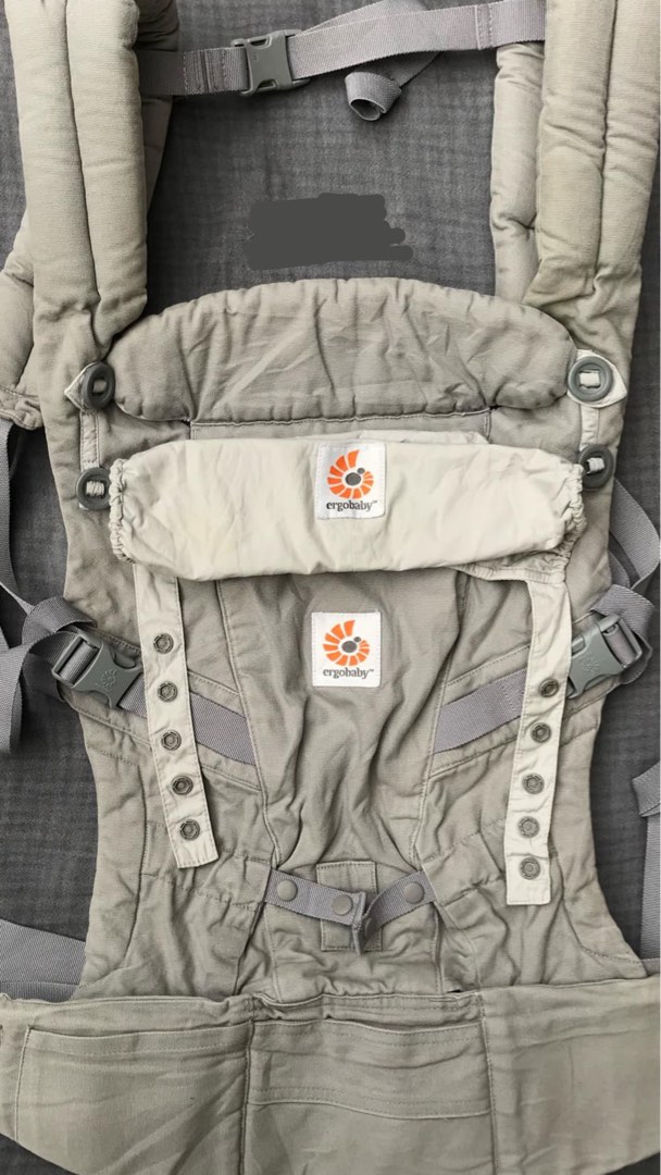 Ergo adapt (gray), Babies & Kids, Going Out, Carriers & Slings on Carousell