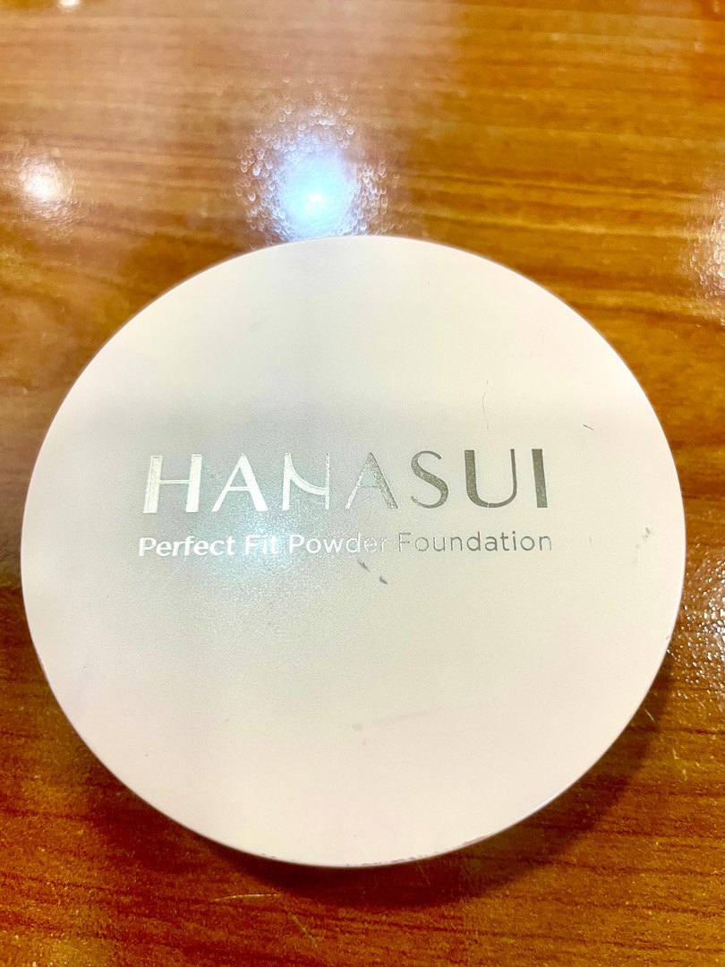 HANASUI POWDER FOUNDATIO, Beauty & Personal Care, Face, Makeup on Carousell