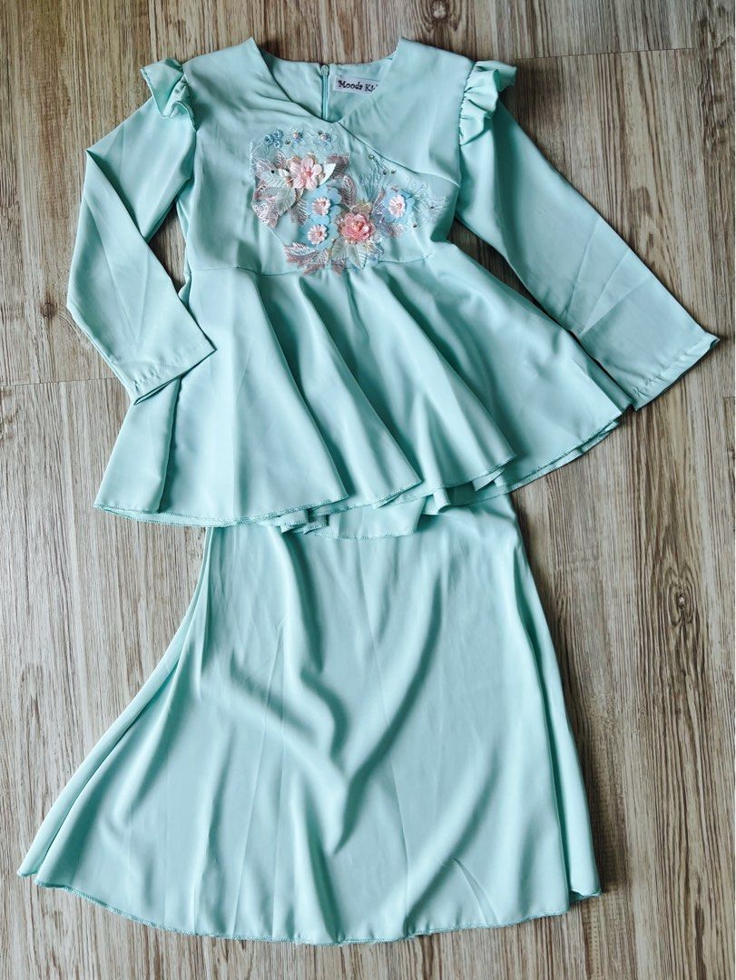 Hari Raya - Kids Baju / Baju Kurung / Traditional Dress - Peplum 3D ...