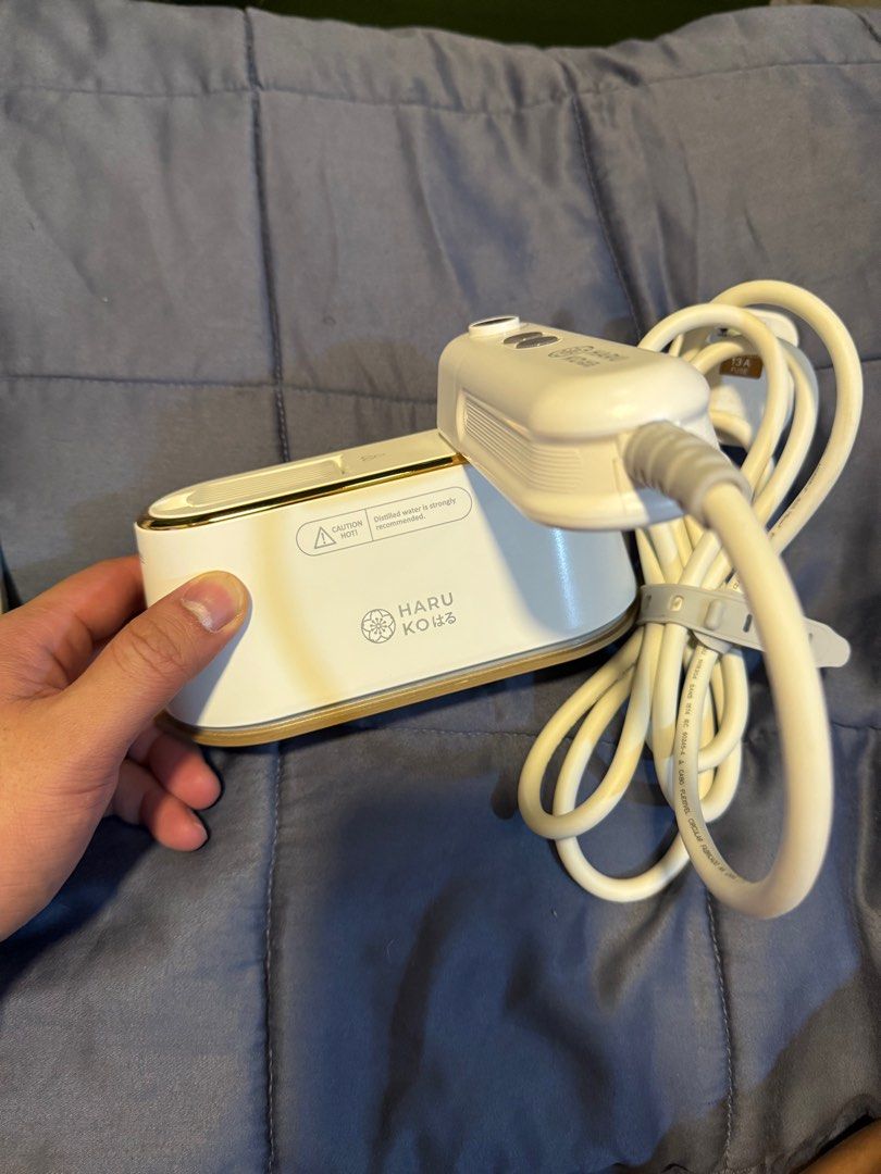 Haruko Handheld Garment Steamer Iron, TV & Home Appliances, Irons & Steamers on Carousell