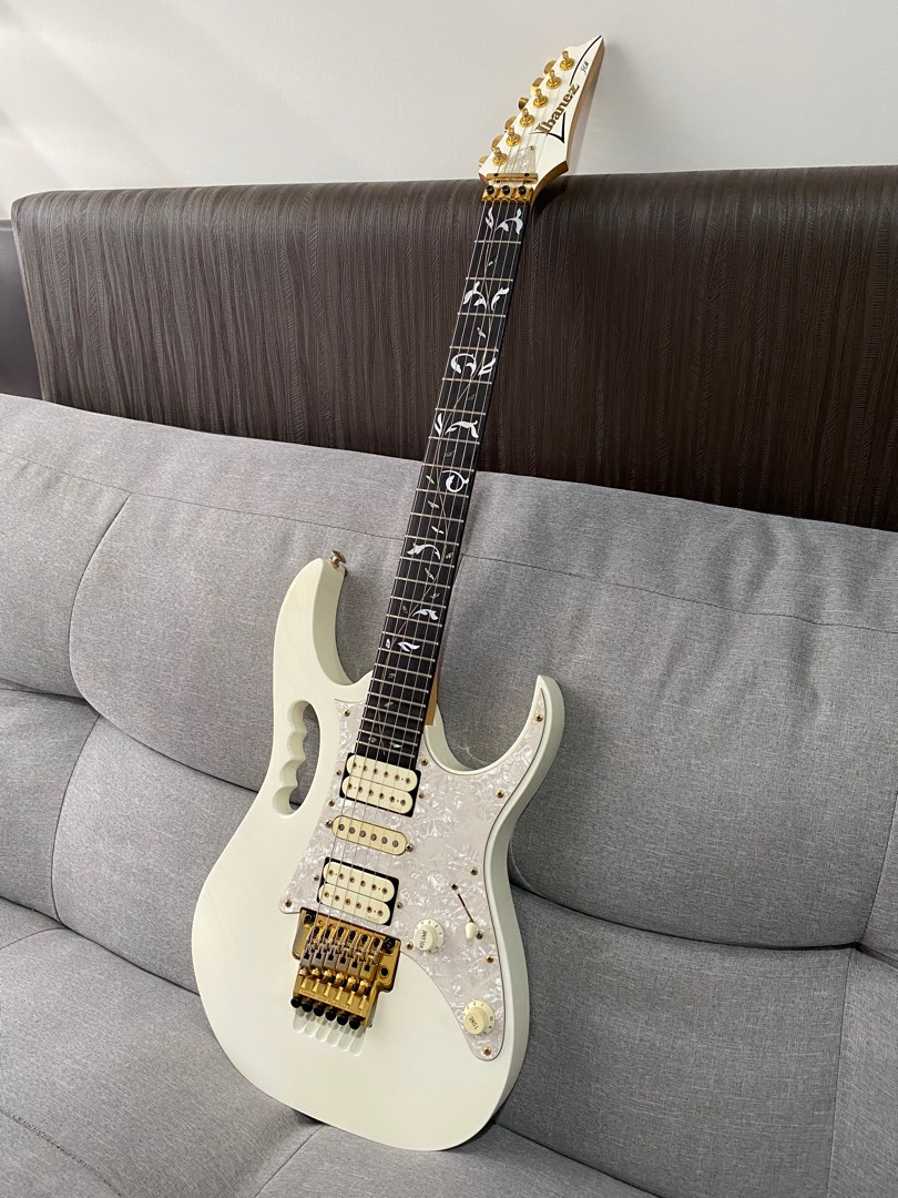 Ibanez Jem 7v (Japan), Hobbies & Toys, Music & Media, Musical ...